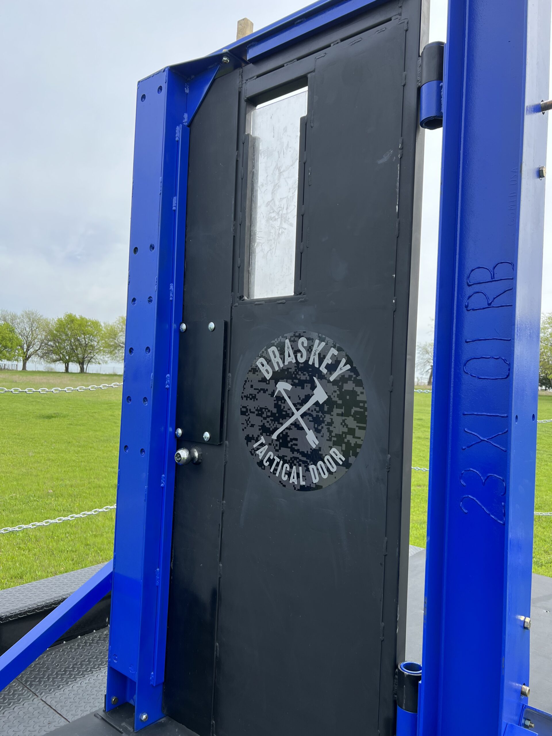 TACTICAL TRAINING DOOR